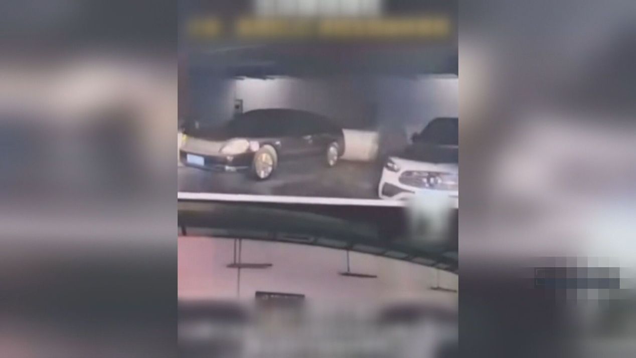 小米電動車SU7自動停車出包 逾70輛車撞牆 爆災情！ - PressMega