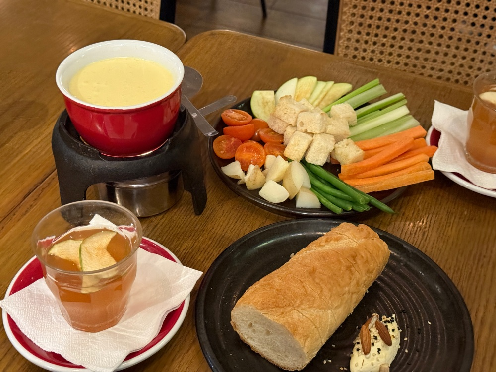 尖沙咀美食｜圓方 District 8 芝士火鍋、牛扒盛宴 – 新浪香港 - PressMega